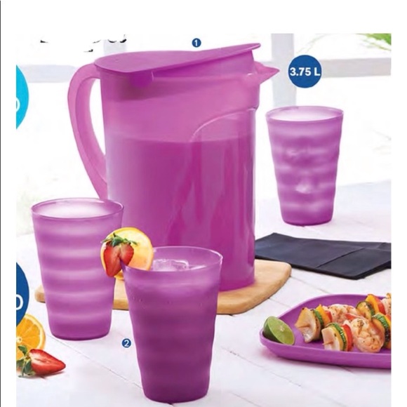 Tupperware | Kitchen | Tupperware Jumbo Jug 4 Tumbler Set | Poshmark